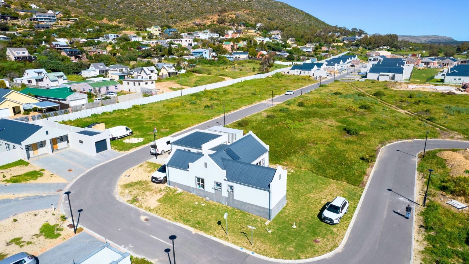 Secure, Family-Friendly Homes & Investment- Willow Wood Estate ...