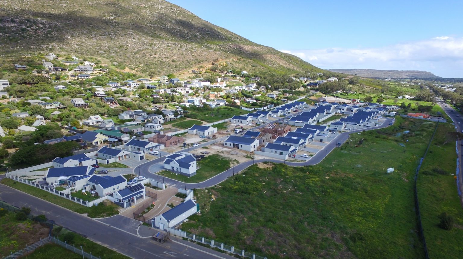 Secure, Family-Friendly Homes & Investment- Willow Wood Estate ...